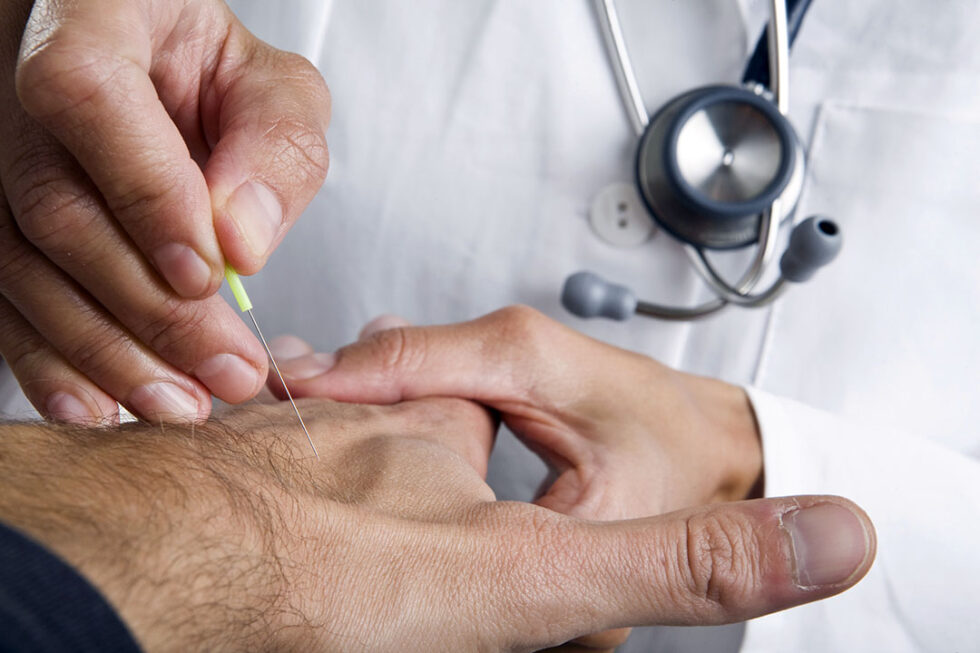 5 Sinus Pressure Points & Why Acupuncture for Allergies Works